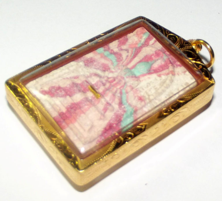 Gold Casing – Thailand Amulet